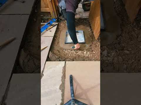 A tidy haunch makes a tidy install ⚒️ #landscaping #diy #howto #tips #work #ideas #fypシ #garden
