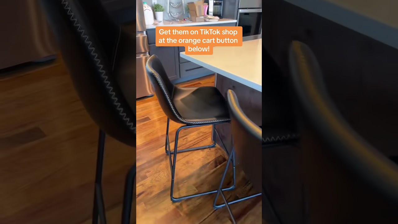 Stylish bar/counter stools on a budget! #budgetfriendly #barstool #furniturefinds