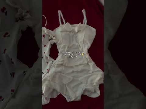 I am so in love with the Pearl one🦢 #vintage #swimdress #swimsuit