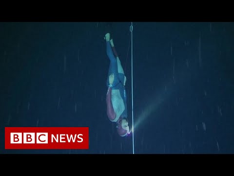 ProgressVideo.TV: French freediver breaks deep dive world record - BBC ...