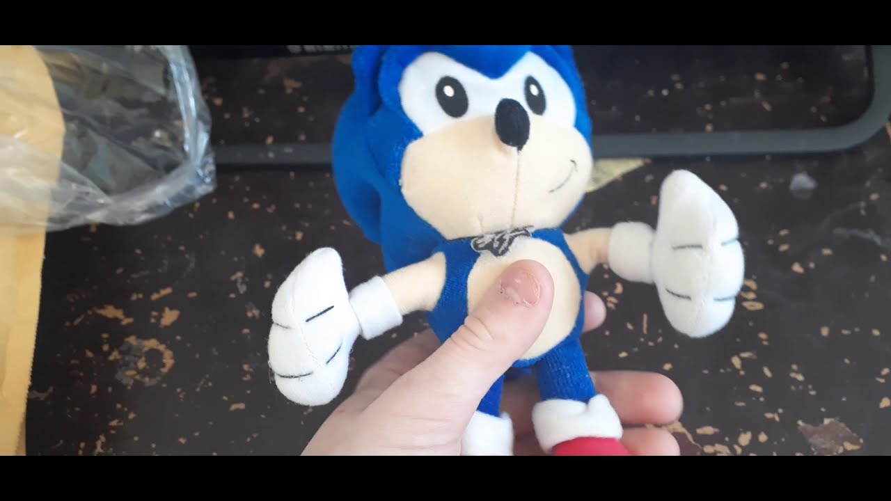 Unwrapping Sonic Underground STH plush