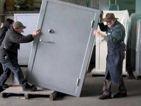 How to move a LARGE or VERY HEAVY safe off a pallet. -By Sturdy Gun Safes