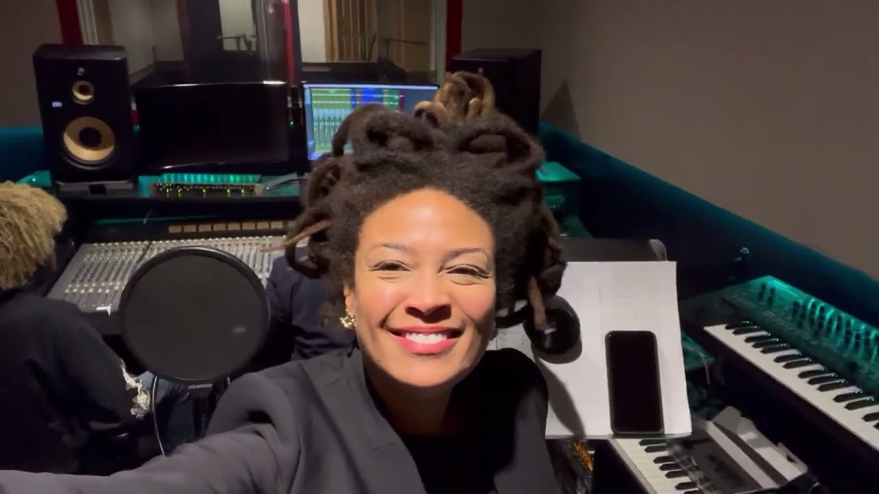 Valerie June - Owls, Omens, and Oracles Tour Tickets at HI-FI Annex (behind HI-FI) in ...