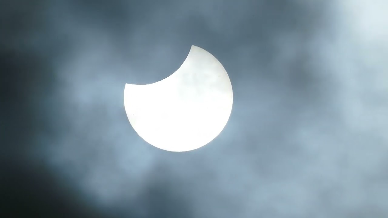 Partial eclipse - Free Footages 4k