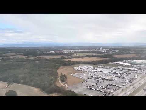 Landing at TYS McGhee Tyson Airport Knoxville TN