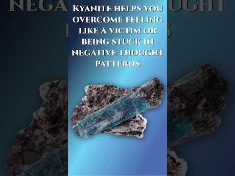 KYANITE- EMPOWERING EMOTIONAL HEALING and RENEWAL #shorts #kyanite #gemstone #healing #crystals