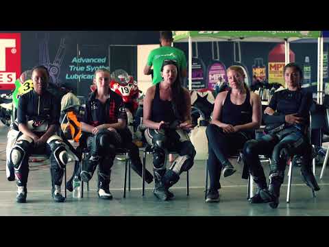 MotoGirlGT bringing girls to the track! – EVOLVE GT Track Days