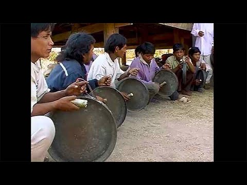 Viêt Nam - L'espace de la culture des Gongs - Röngao / Vietnam - Gong Culture Space - Röngao people