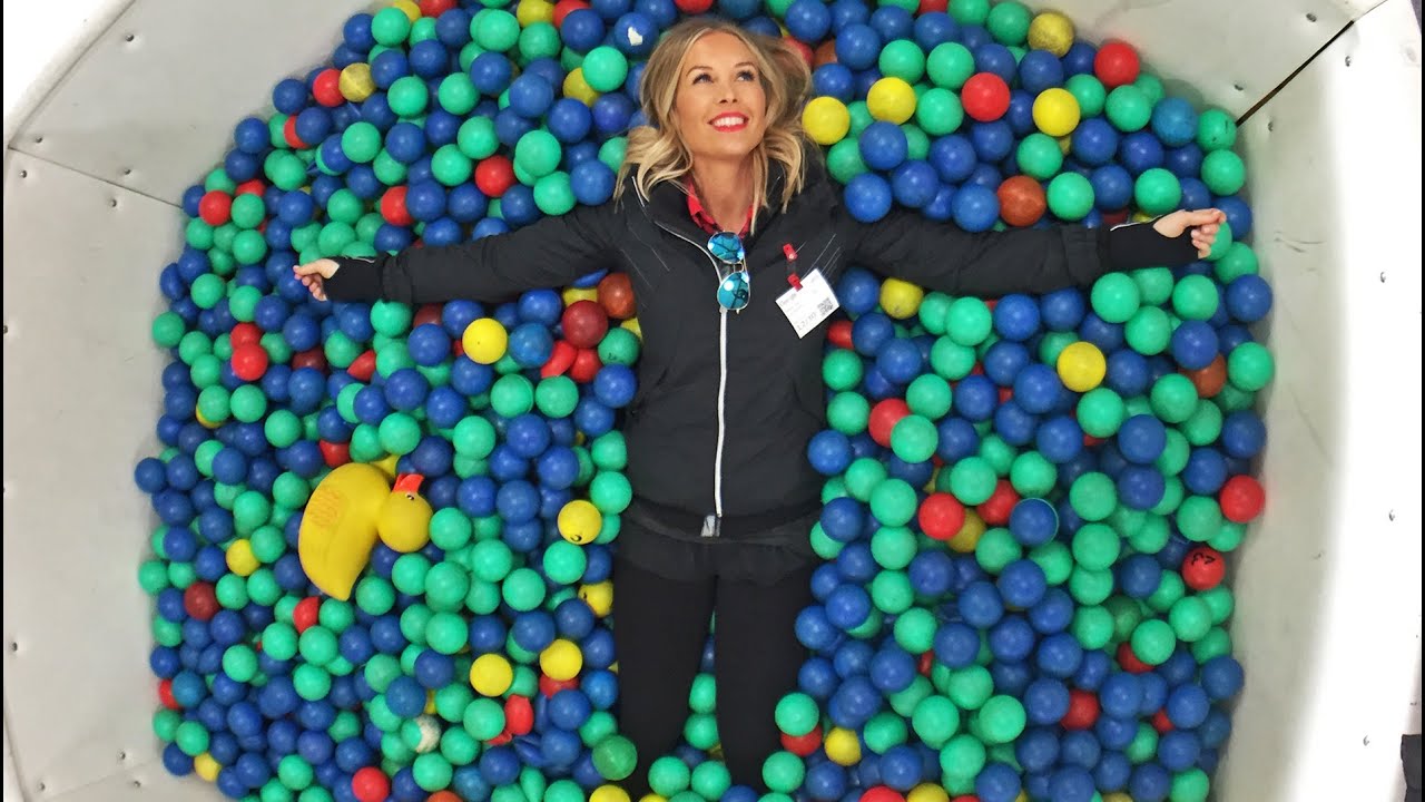 Silicon Valley • GOOGLE campus behind the scenes!
