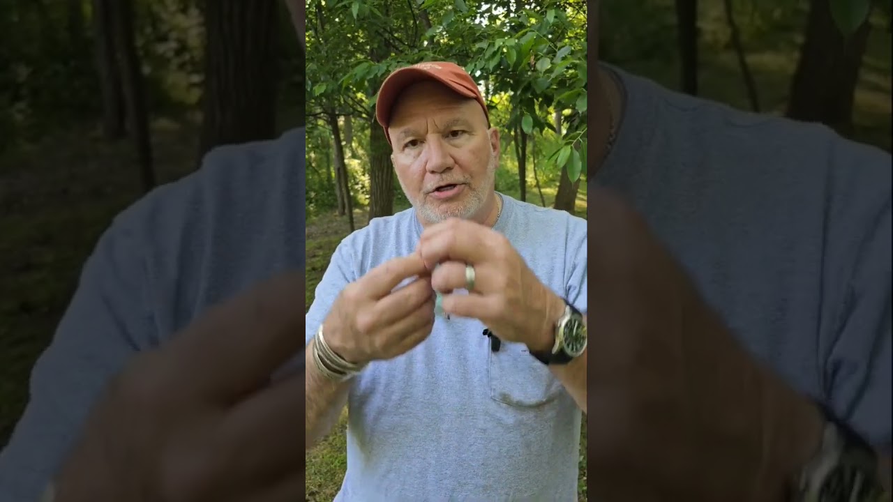 Medical Kit Basics.  #safetypin #firstaid #survival #shtf #shoulderinjuy #arminjury #sling
