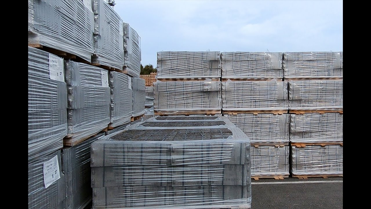 Hooding roof tiles in a Power Flex TL at Wienerberger Sandtoft UK