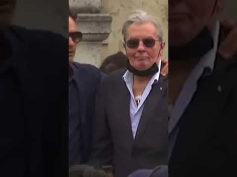 Funeral Belmondo #Funerali #JeanPaulBelmondo #Chiesa ✝️ #SaintGermaindesPres #Paris #AlainDelon