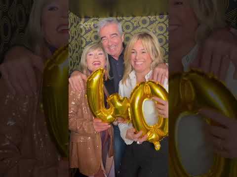 â¨ď¸ đ "40 anys i una nit" de retrobaments a la catifa vermella. #40anysTV3 #Som3Cat #catalĂ