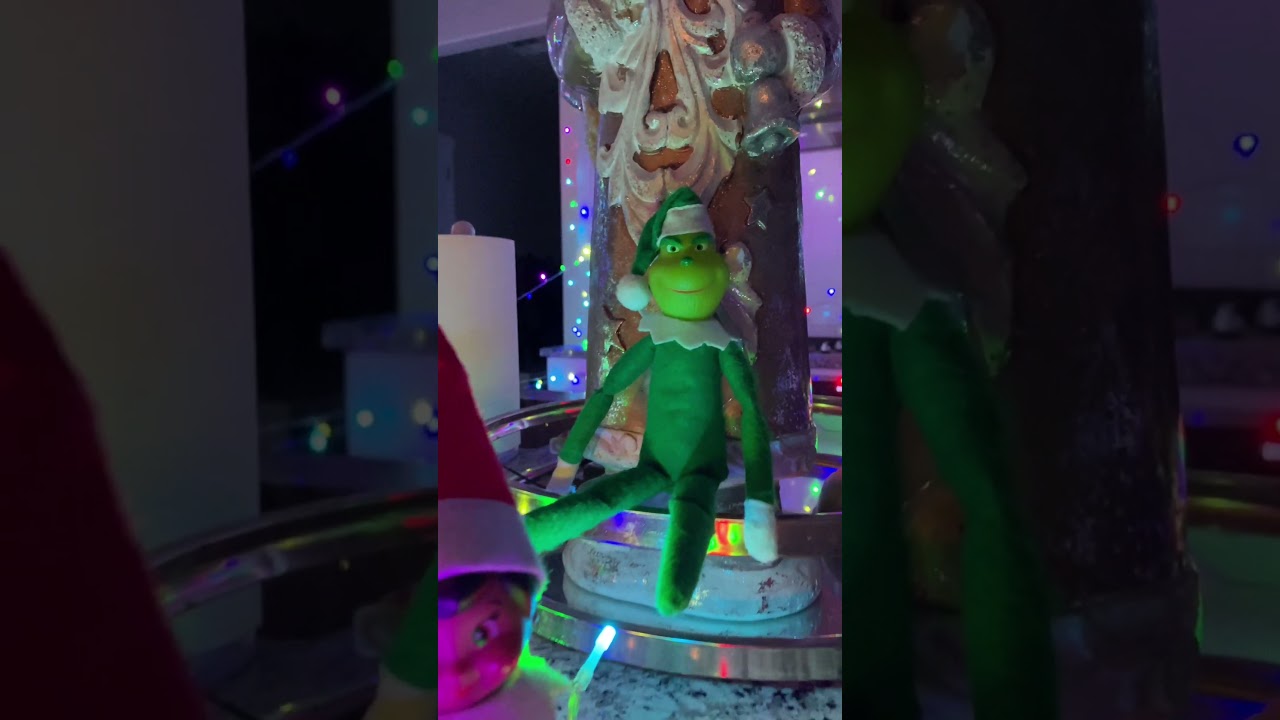 Grinch PRANKS the Elves AGAIN!