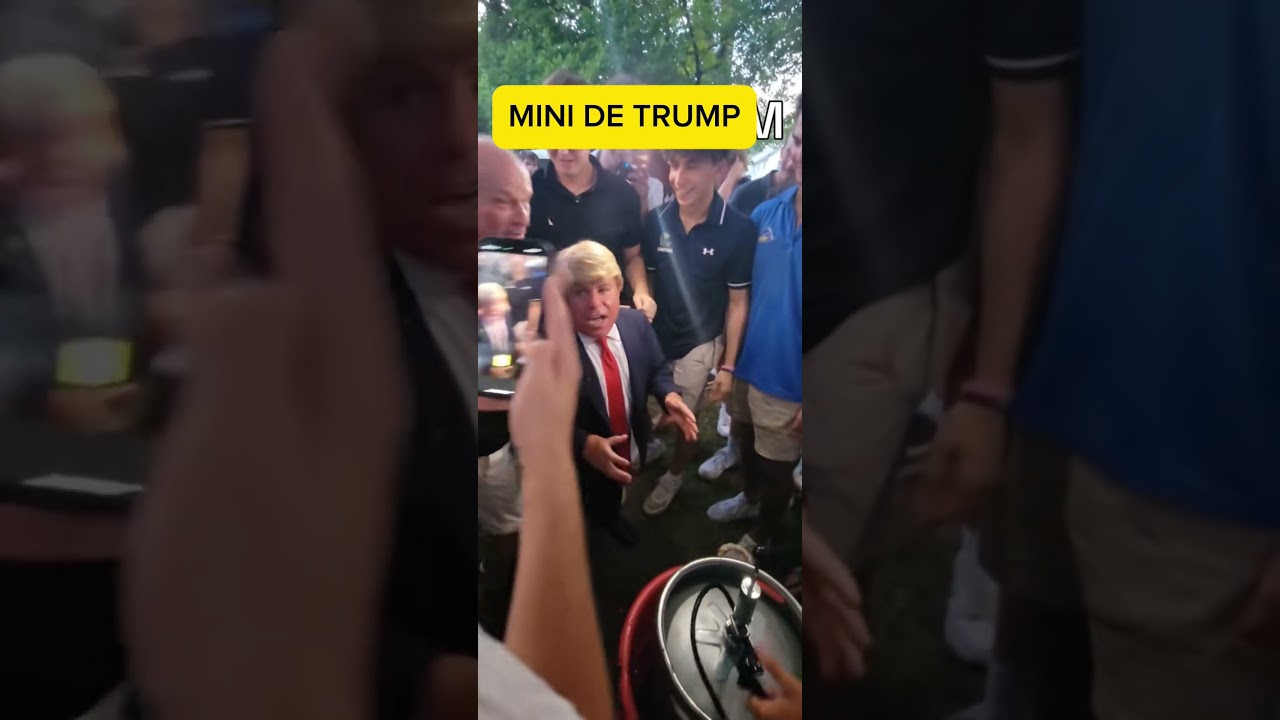 Mini trump at party 🍺 #minitrump #trump #funnyvideo #viralvideo