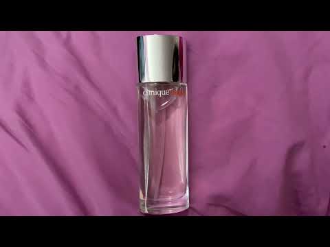 Clinique Happy by Clinique for Women Review, Long Lasting Scent And A Nice Sleek Bottle Design!