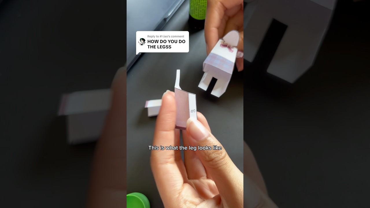 How to craft the legs! #papercraft #anime #hatsunemiku #fypツ