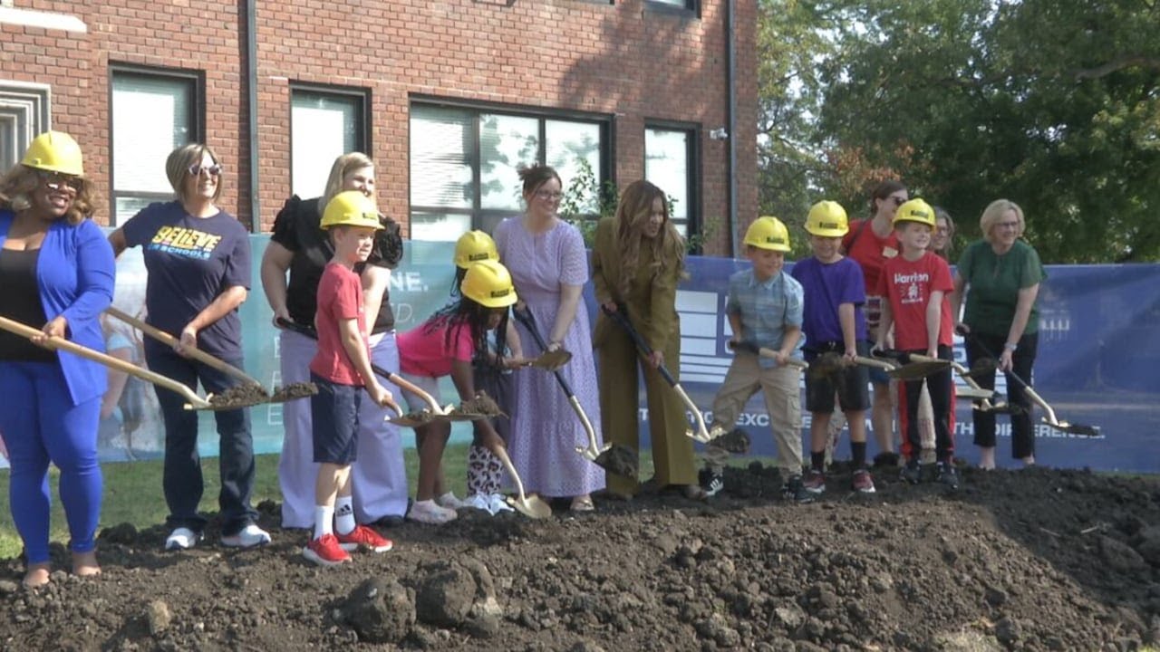 Cedar Rapids students help break ground on Harrison Elementary renovations