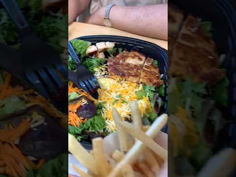 Salad and Fried from Whataburger, would youβοΈ #shorts #short #shortvideo #food #yummy #mukbang