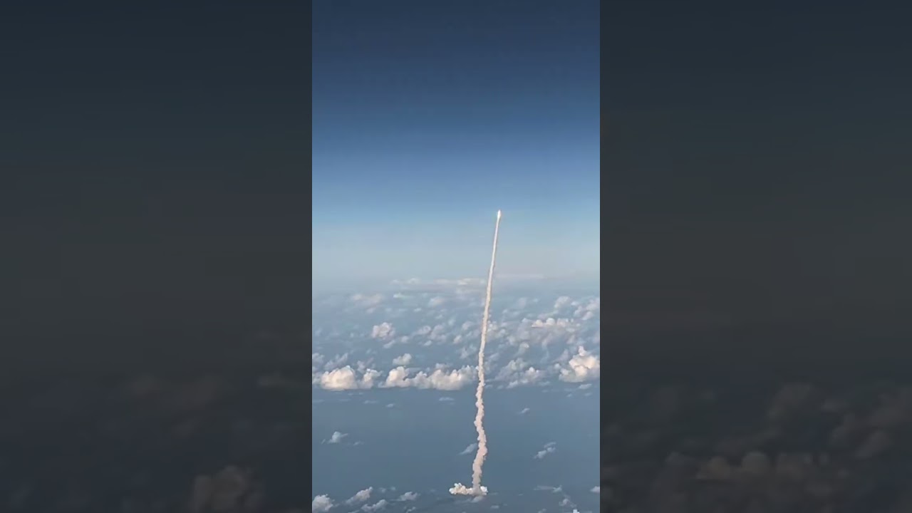 MUST SEE: Artemis II Rocket Launch as viewed from an airplane