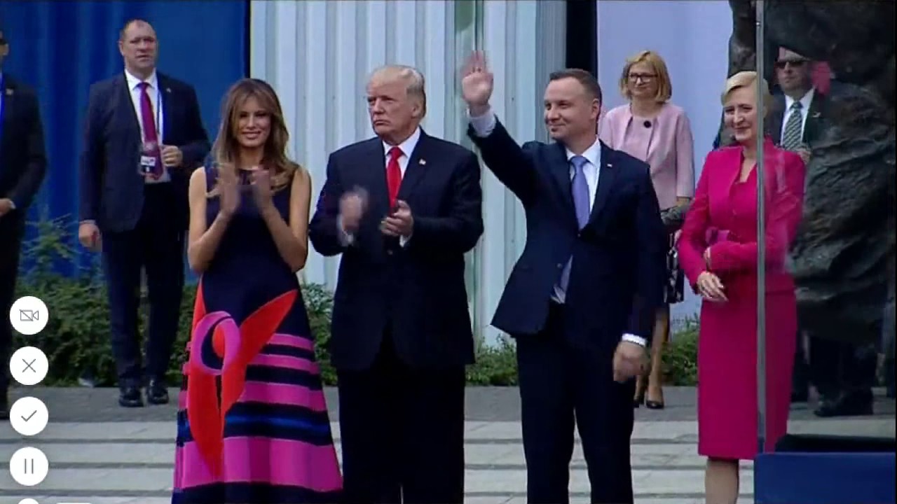 Agata Kornhauser-Duda - POTUS handshake