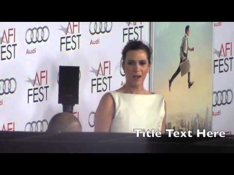Kristen Wiig arrives at The Secret Life of Mitty premiere at Grauman's Chinese Theatre in Hollywood