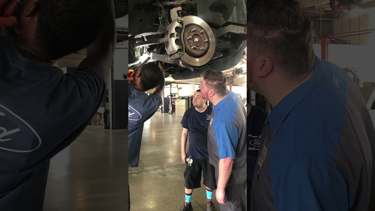 Techs in the Wild. 😂techsinthewild #ford #fordservice #fordtech #servicetech #mastertech