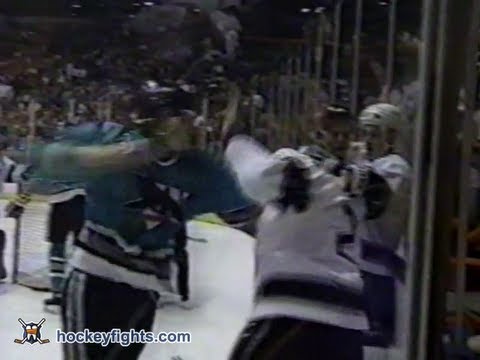 Jayson More vs. Jim Hiller, January 26, 1993 - San Jose Sharks vs. Los ...