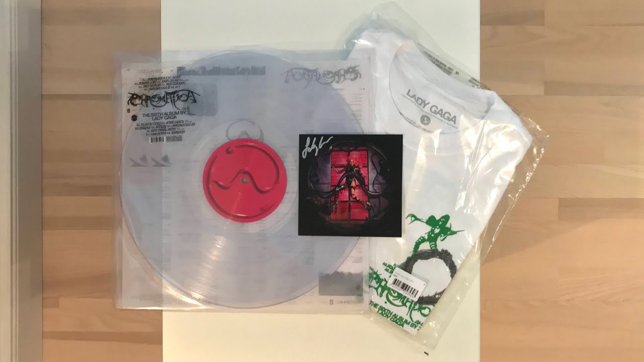 Lady Gaga - Chromatica (Transparent/Clear Vinyl + 🇩🇪 White T-Shirt + Signed Art Card) (Unboxing)