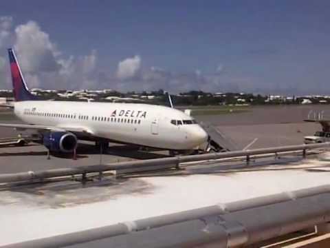 Bermuda - Airport.3GP