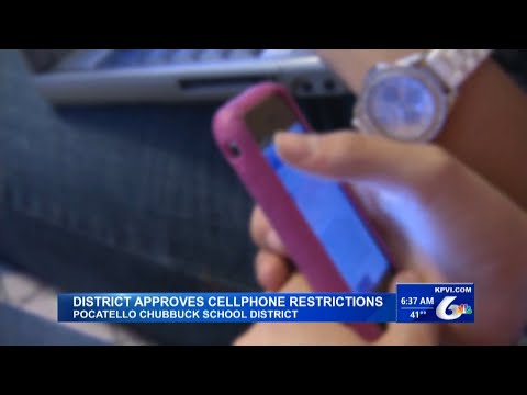 A School District is Restricting Student Cell Phone Use