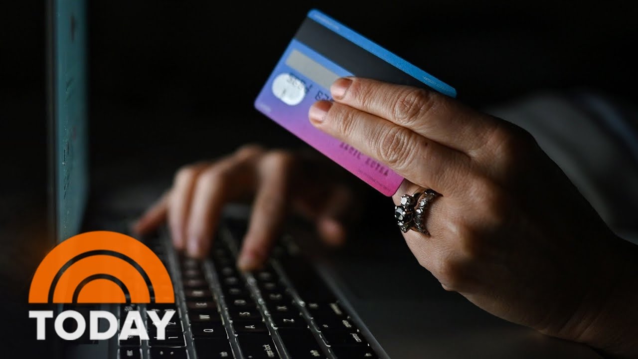 How to avoid scams and credit card fraud this holiday season