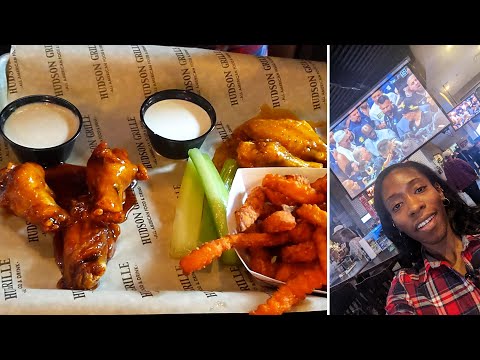 Hudson Grille: Wings and sweet potato fries at a sports bar in Atlanta, GA