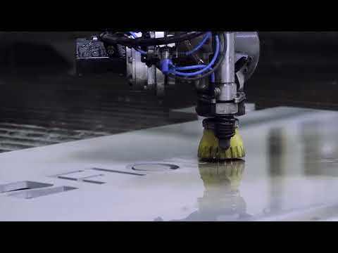 Flow Waterjet The Flow MACH 300 Move Forward
