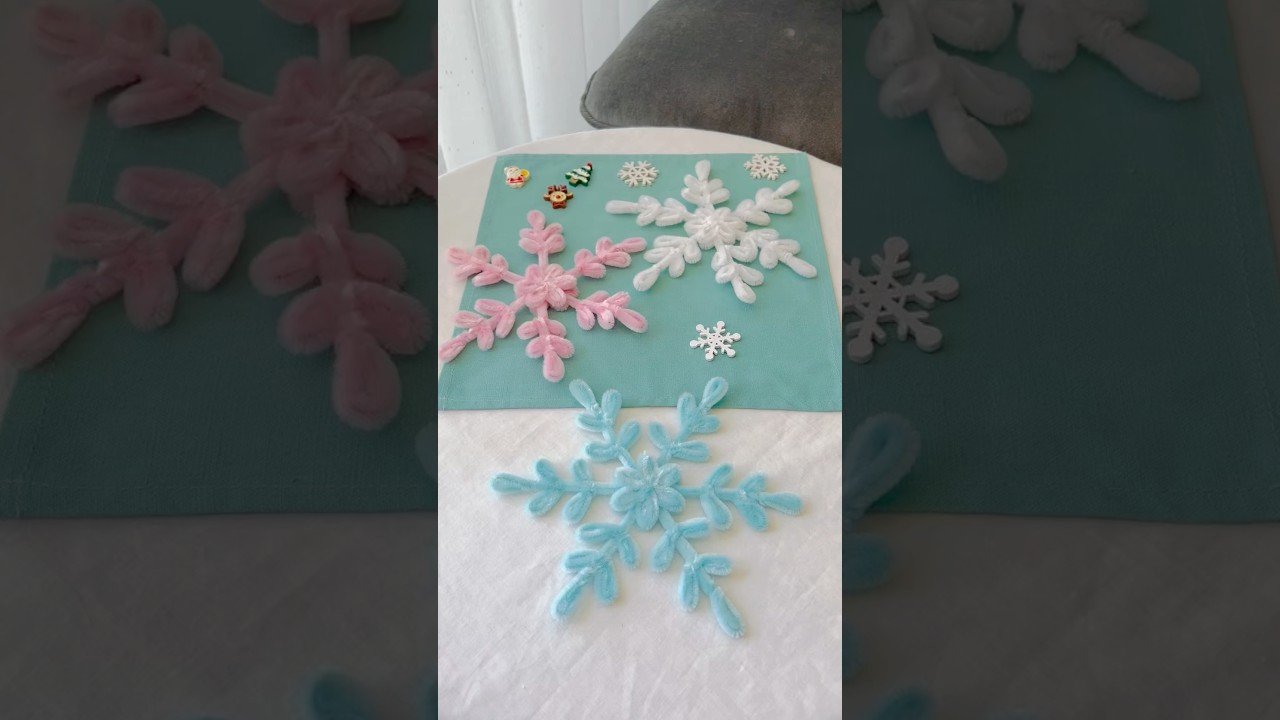 EASY DIY: How to make pipe cleaner snowflakes #diy #handmade #pipecleaners #snowflakes