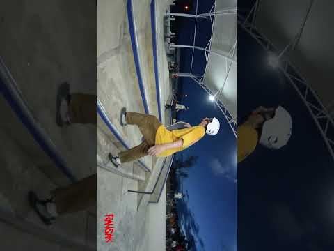 EGGIE CHAVEZ BATTLE AT THE 4 STEPS