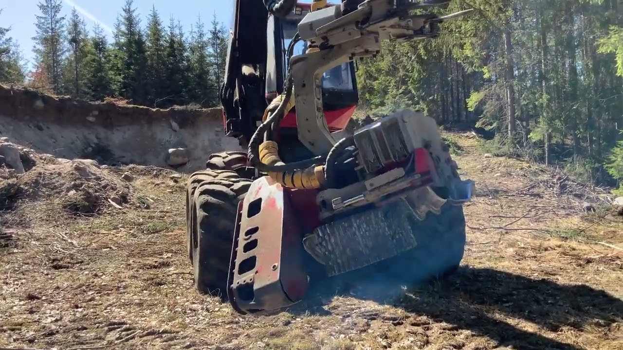Skördare Valmet 911.4, Tingsryd, Klaravik auktioner