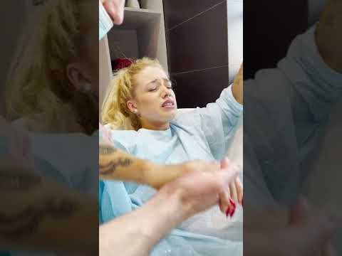 She gives birth in a bath tub! - #Shorts