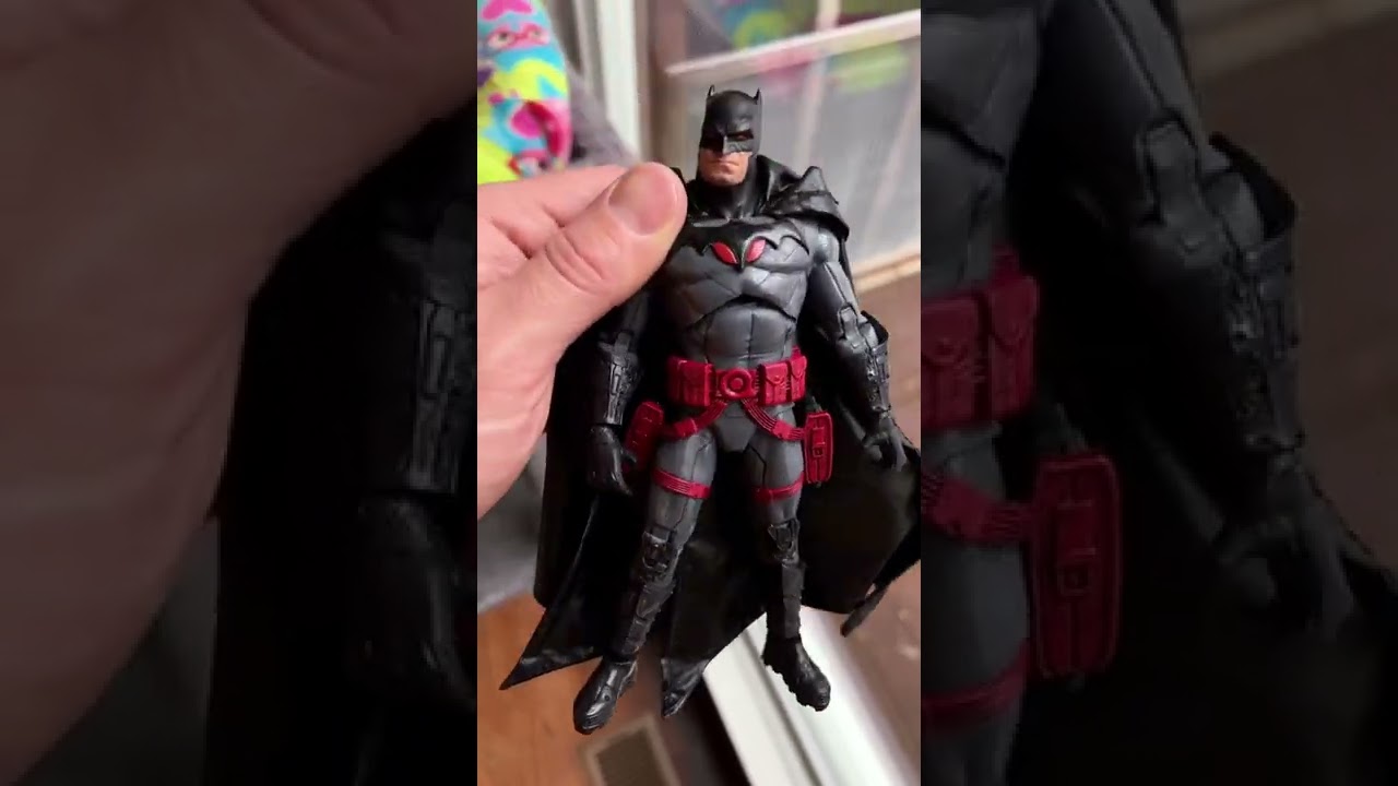 Custom FLASHPOINT BATMAN details