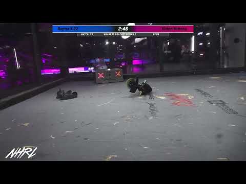 Raptor X-22 vs Kitten Mittens - 12lb Robot Combat