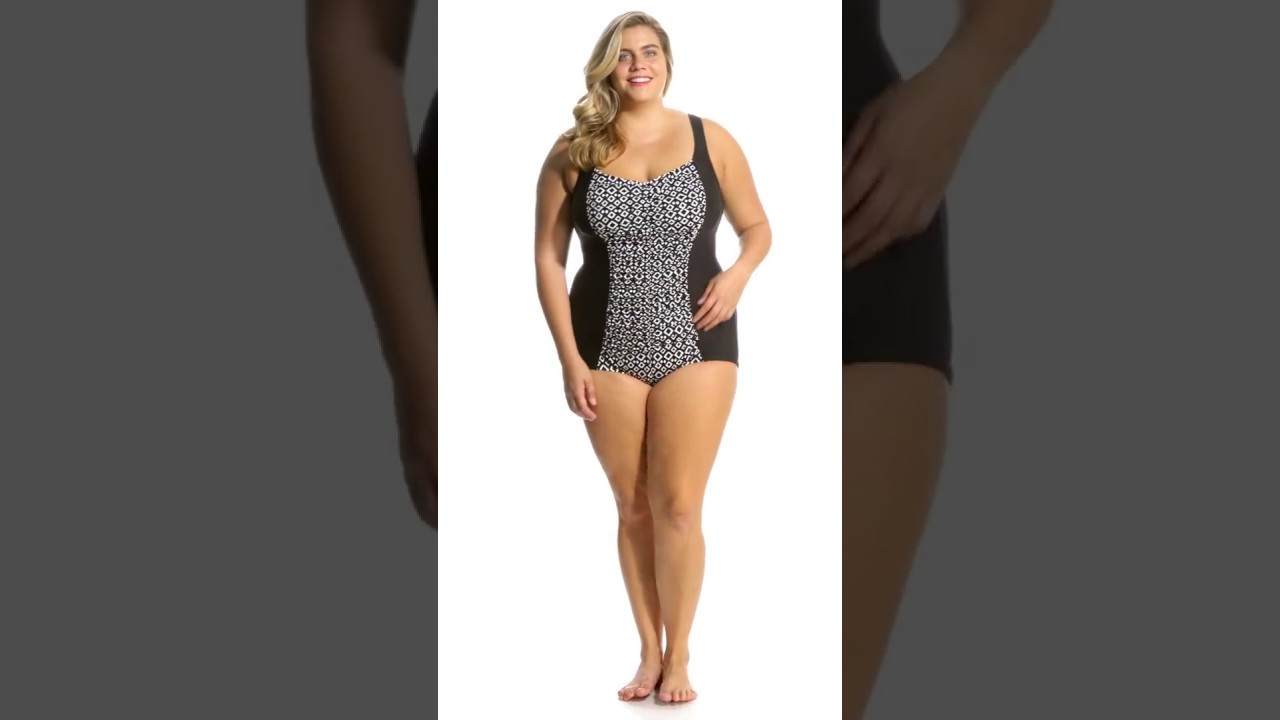 Penbrooke Plus Size Double Diamond Girl Leg One Piece Swimsuit | SwimOutlet.com