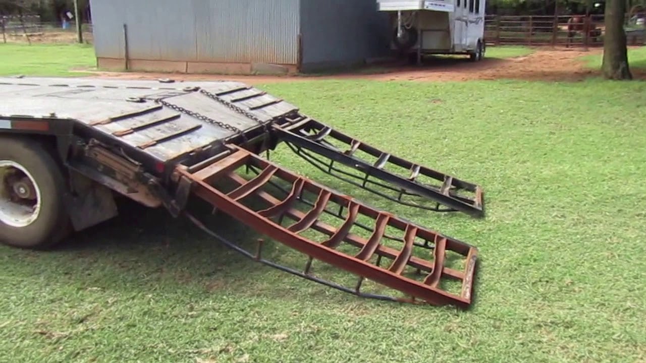 1977 Tuscan Drop Deck Trailer with Hydraulic Ramps on BigIron Auctions