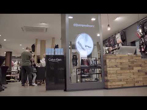 Mirrads Smart Mirror for Retail | EAN & Shopware integration