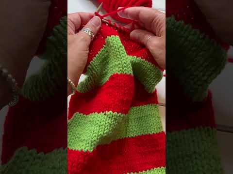 Almost ready for the heel - Christmas stocking knitting #christmasstocking #knitting