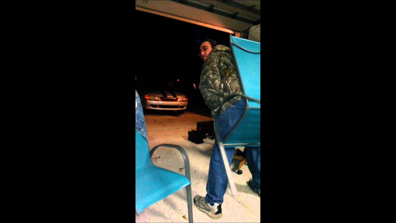 Chair twerking part 2