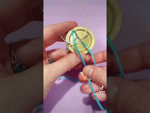 HOW TO USE THE EZGIMPER TOOL to Start a #lanyard #boondoggle #scoubidou by Pepperell Crafts