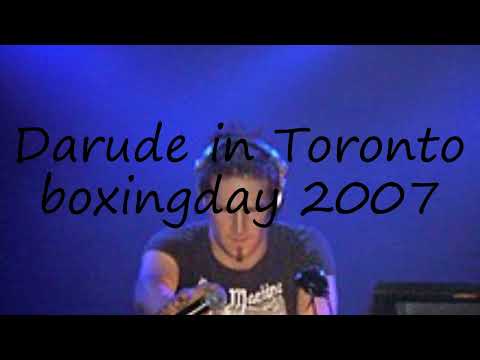 How to pronounce Darude in Toronto boxingday 2007 in English?