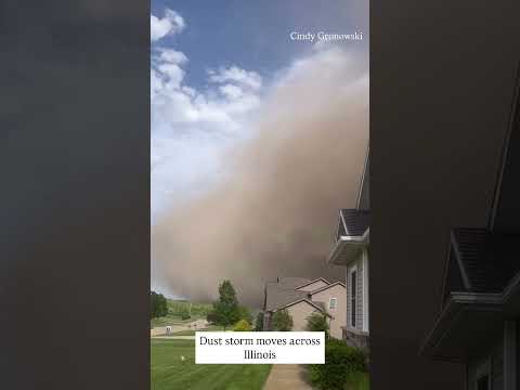 Unprecedented dust storm moves across Illinois
