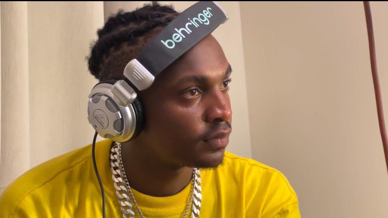 Lyrics & Translations of WE NI GOTEE by Parroty Vunulu & Tipsy Gee | Popnable