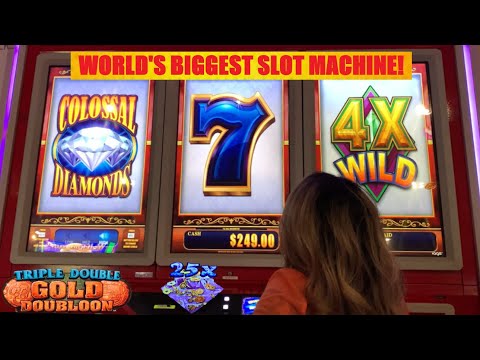 Kim plays the biggest slot machine in the world! Huge Bonus win on 3 Reel 88 Fortunes Diamond!